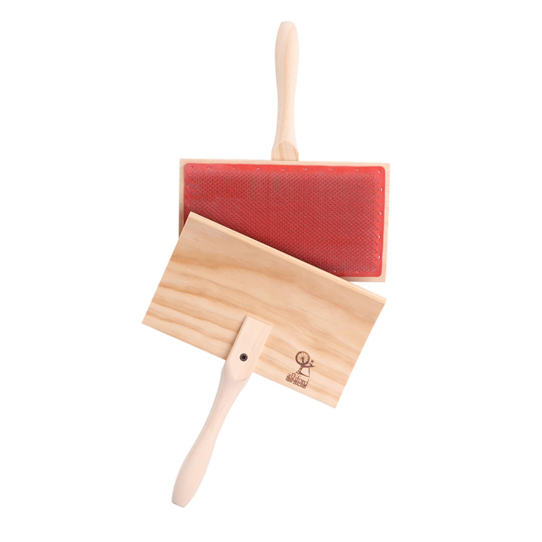 Classic Hand Carders – Needles in the Hay